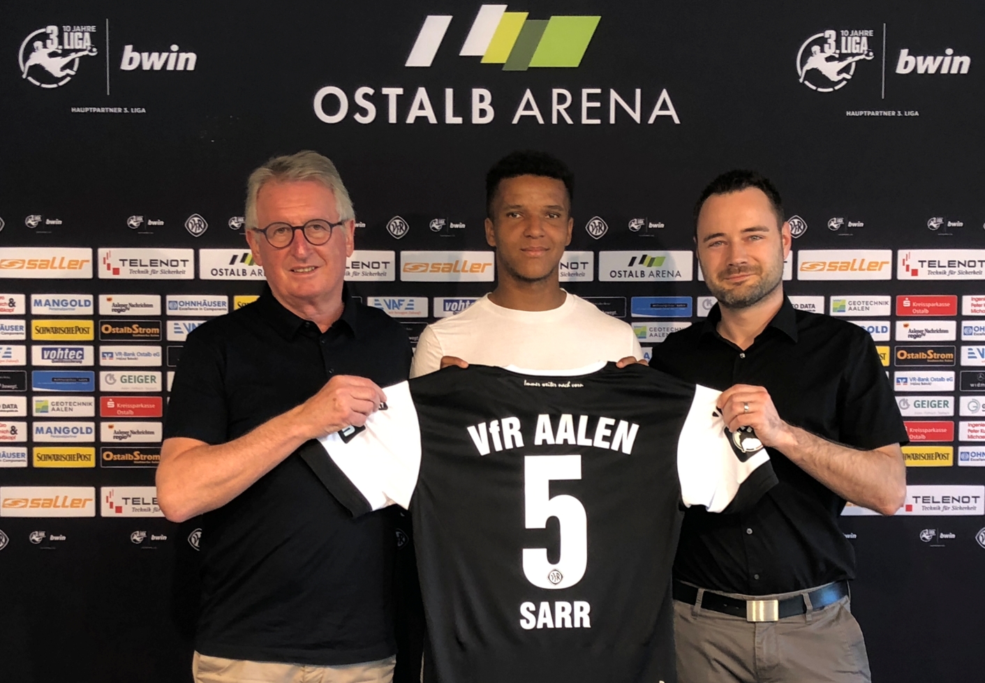 VfR Aalen verpflichtet Abwehrspieler Marian Sarr von der U23 VfL Wolfsburg